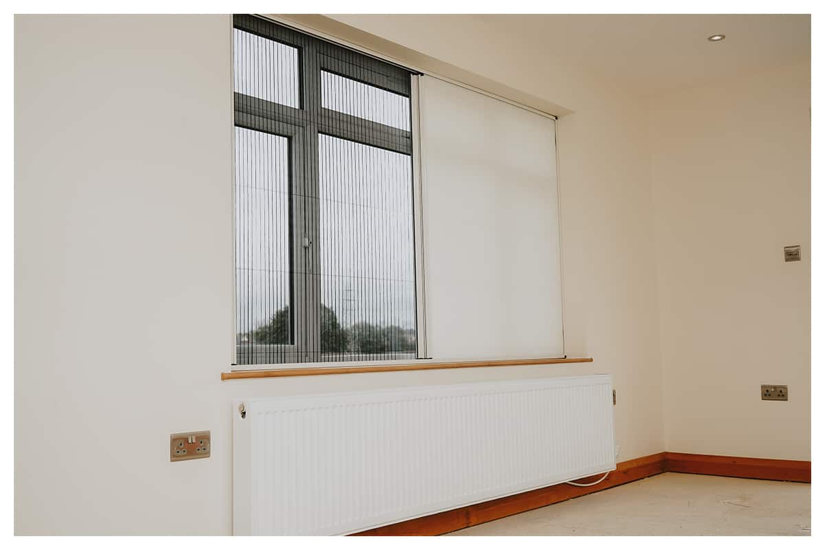 Bifold Door Blinds - Blind Screen™ - The Ultimate All In 1 Blind